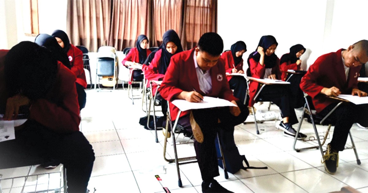 Partisipasi Penuh Dari Mahasiswa - Universitas Nasional Pasim